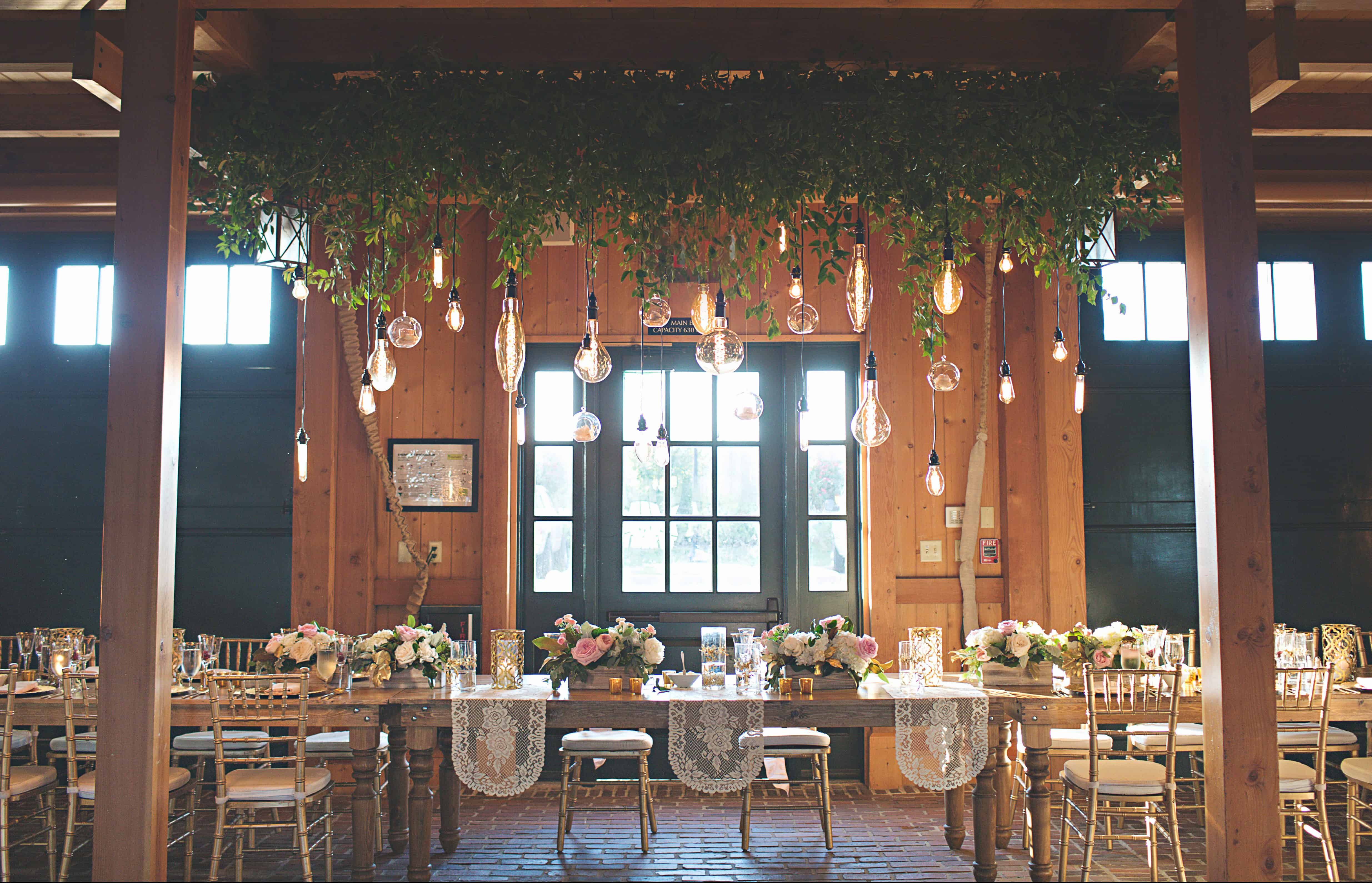 Hanging Decor is the Latest Wedding Trend - Wed KC Kansas City Wedding ...
