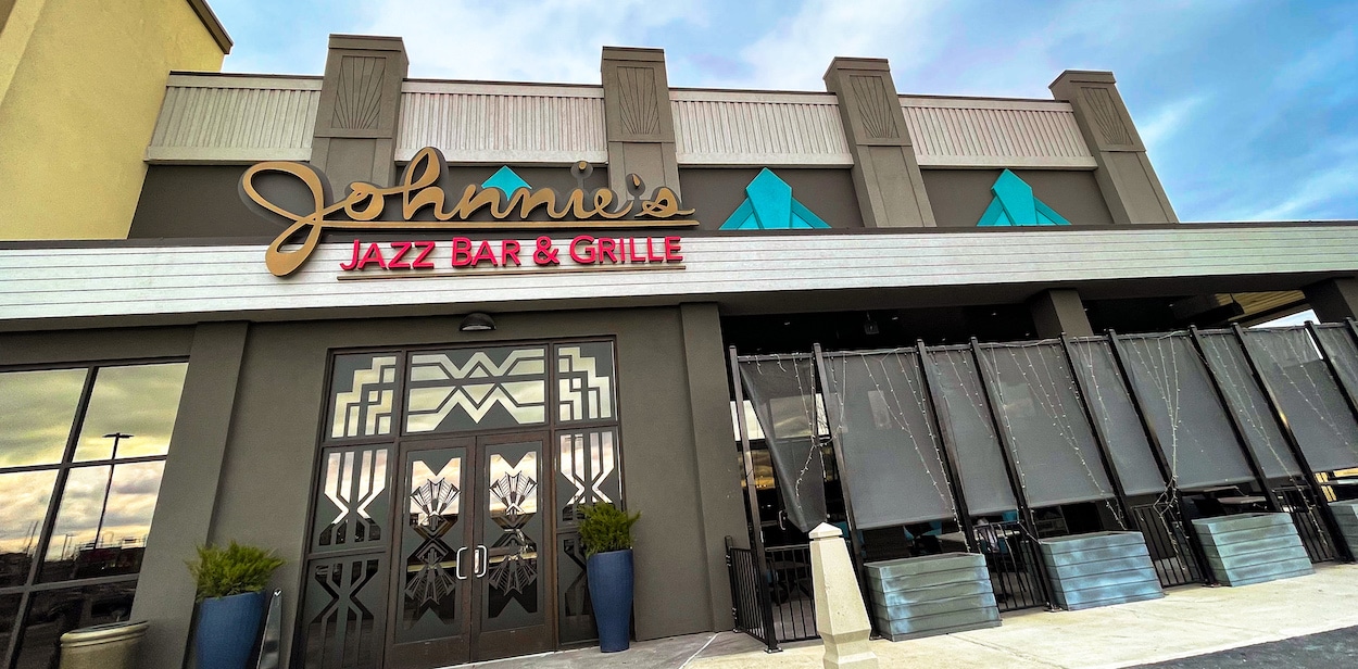 Johnnie S Jazz Bar Grille