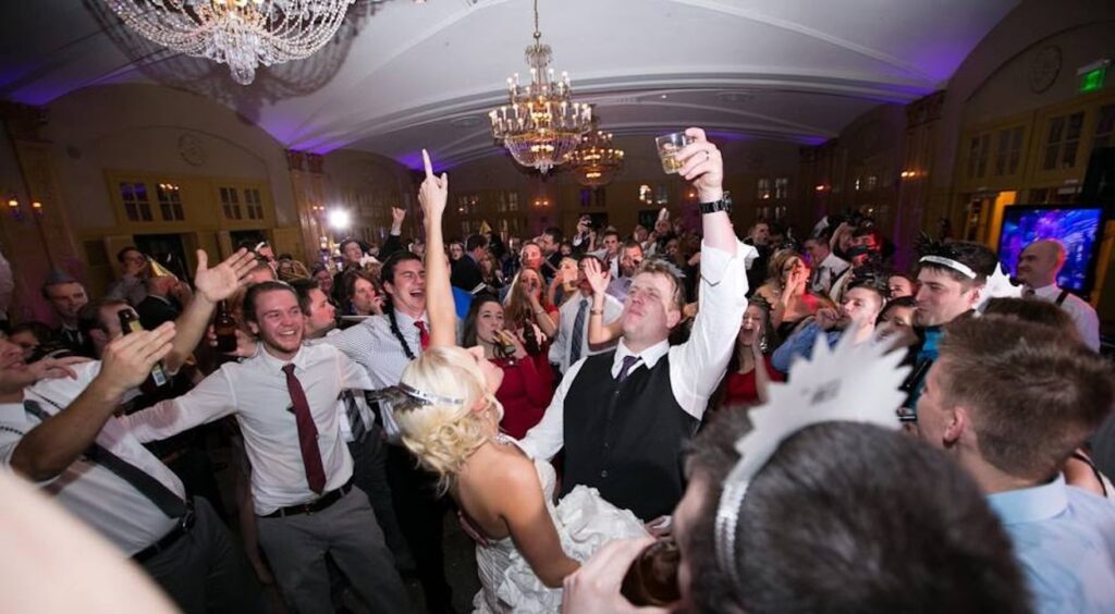 Elite Sounds - Wed KC Kansas City Wedding Experts